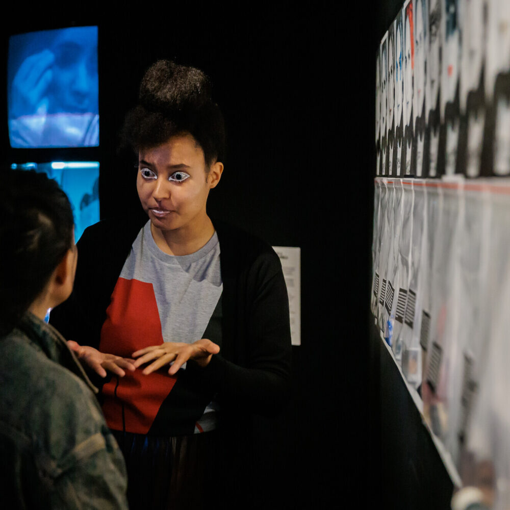 GIRLS. Over verveling, rebellie en opgroeien / MoMu - ModeMuseum Antwerpen
