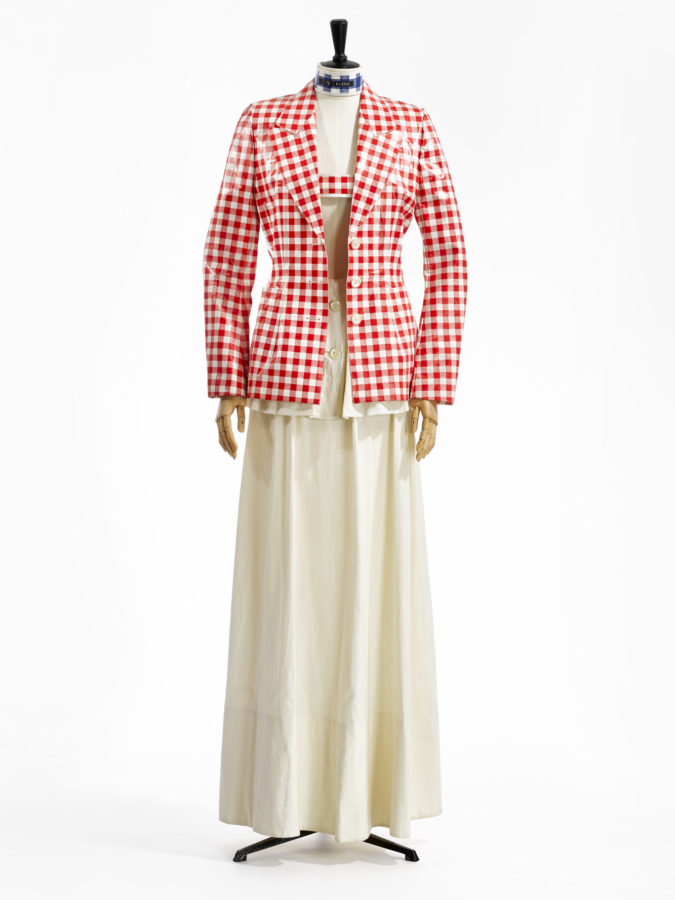 Dirk Van Saene / MoMu - Fashion Museum Antwerp