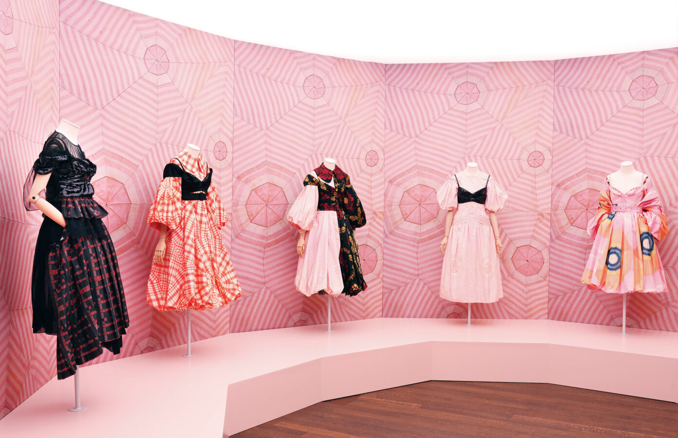 ECHO. Gehuld in herinnering / MoMu - ModeMuseum Antwerpen