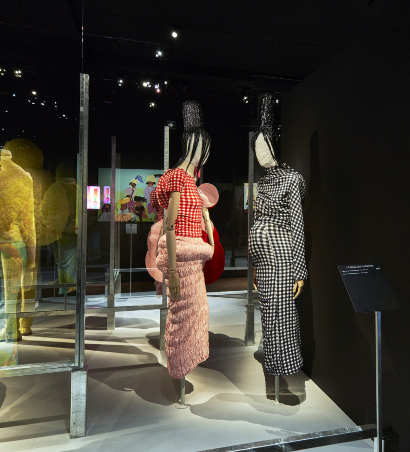 MIRROR MIRROR - Fashion & the Psyche / MoMu - Fashion Museum Antwerp