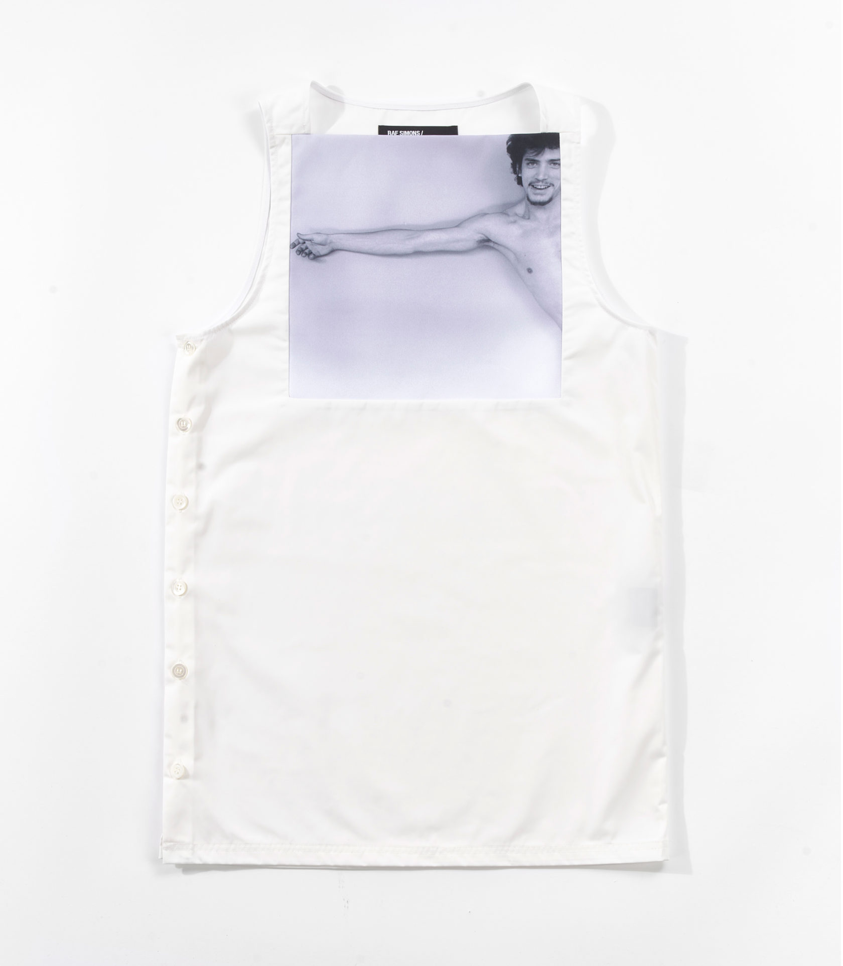 The Story Behind Raf Simons / Robert Mapplethorpe / MoMu - Fashion ...